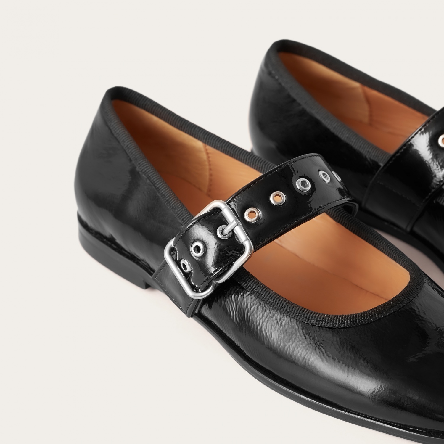 Louisine Ballerina, glossy black | Balagan Studio