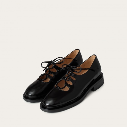 Ruby Flats, glossy black | Balagan Studio